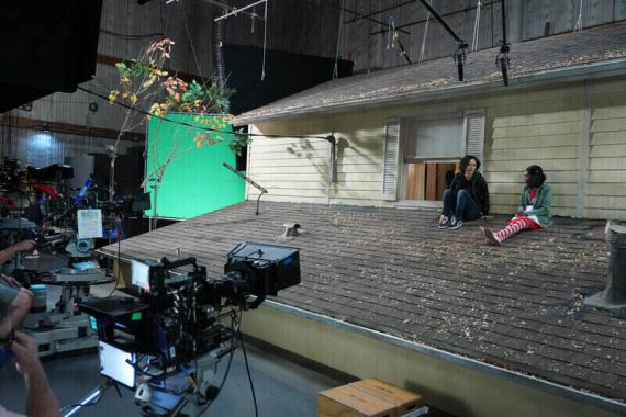 'The Conners' Stage Crew Member Suffers Fatal Medical Event - Guardian ...
